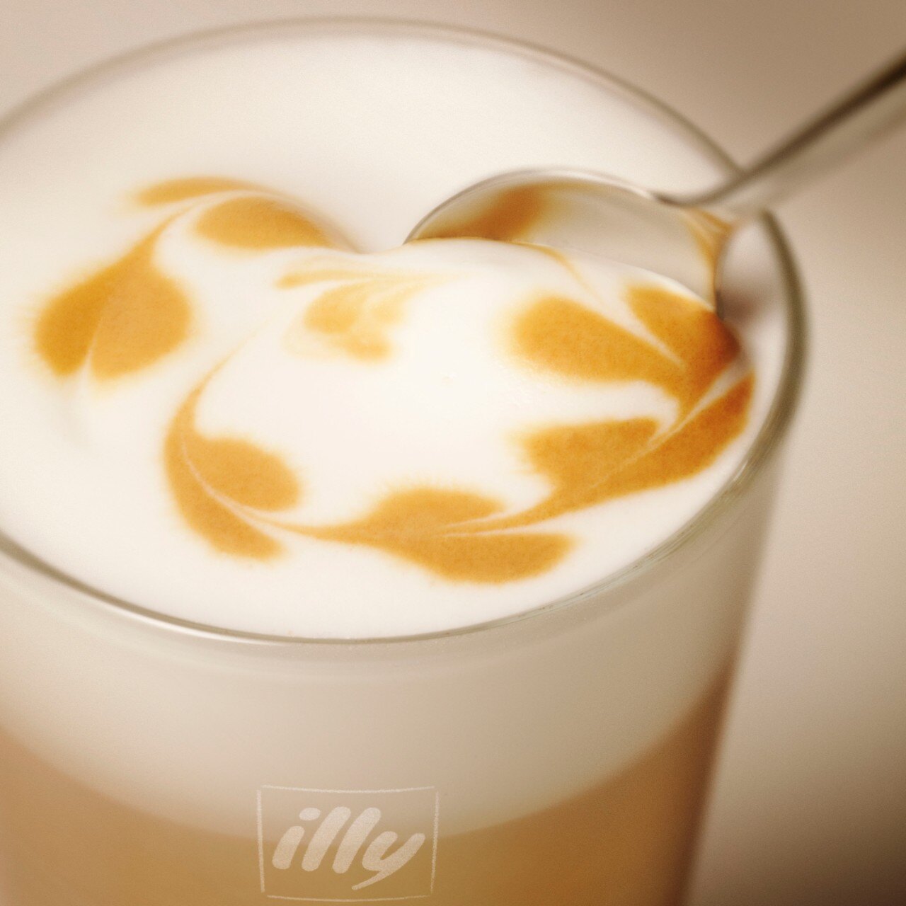 How to leverage latte art to stand out in a competitive market